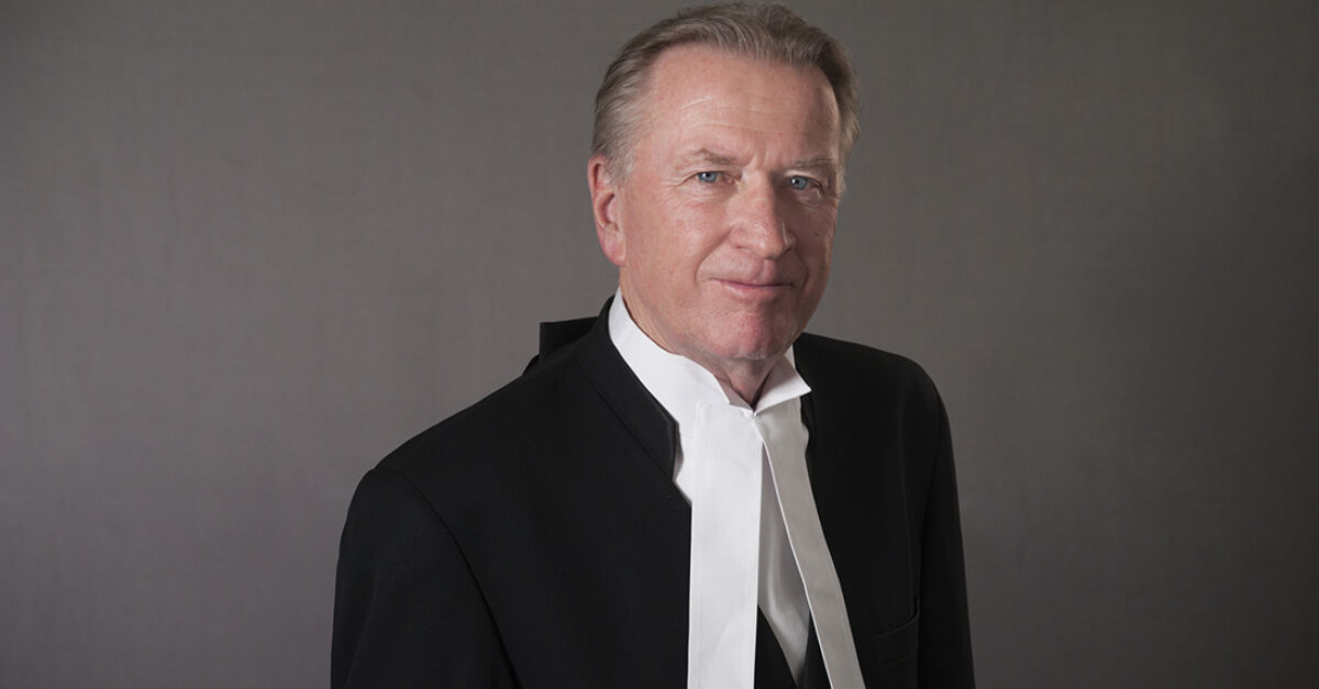 Mr David J Brown KC | Foley's List