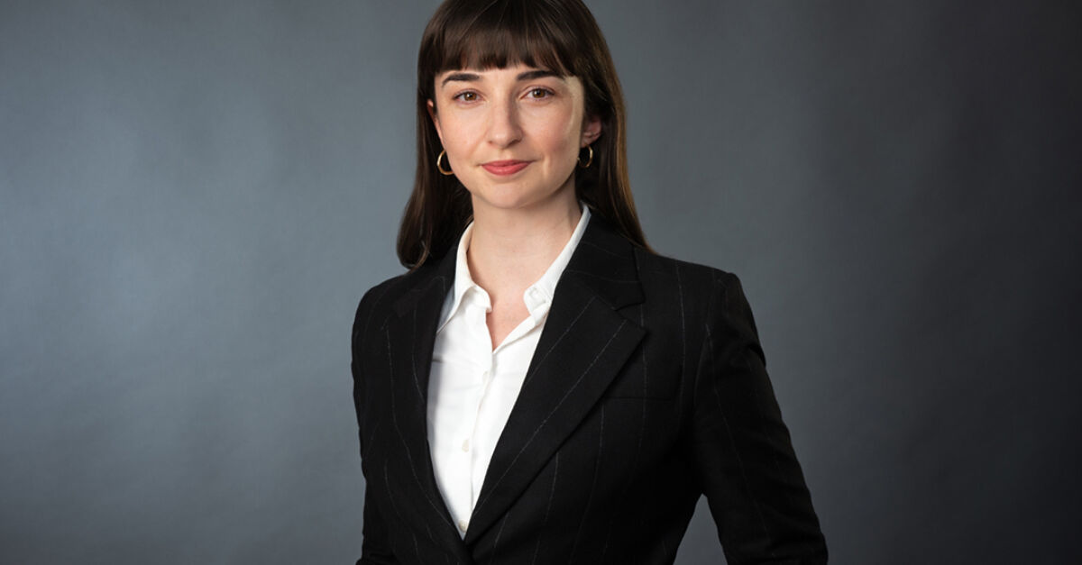 Elizabeth Main | Foley's List