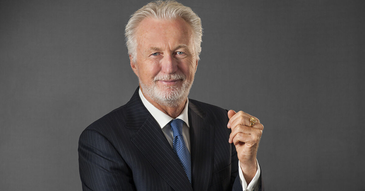 Mr Adam C McLean | Foley's List